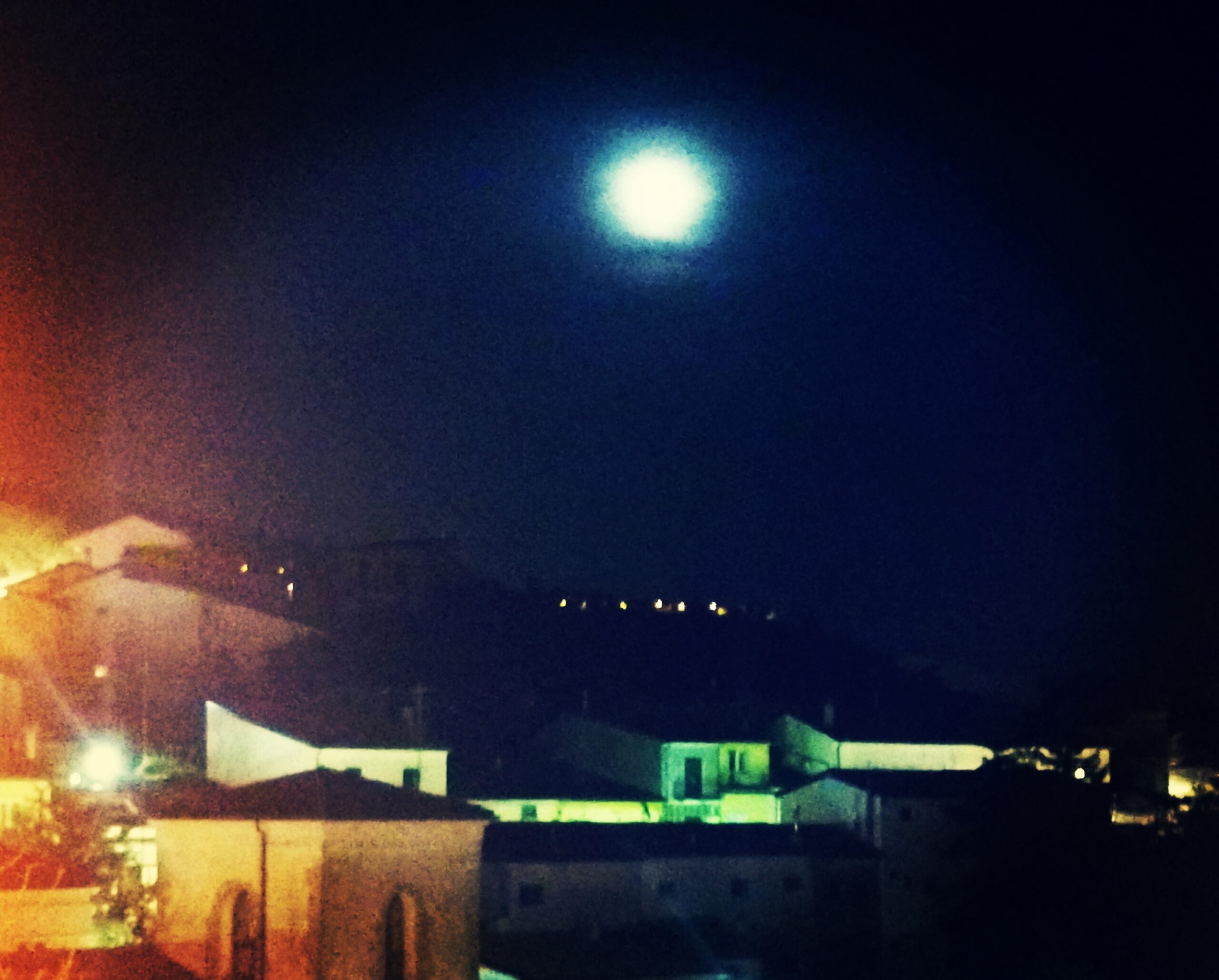 RIFLESSI DI LUNA MARIA CAPUTO AUTORE